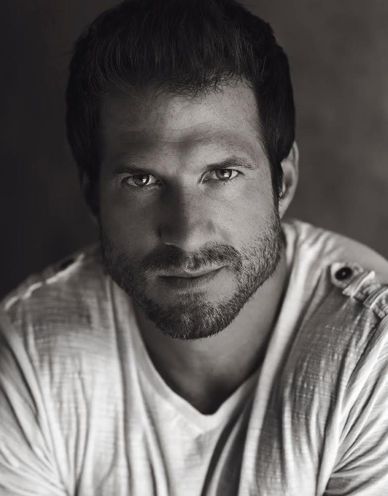 Nick Bolton – Films, Biographies et Listes sur MUBI