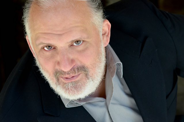 Frank Medrano – Películas, biografías y listas en MUBI