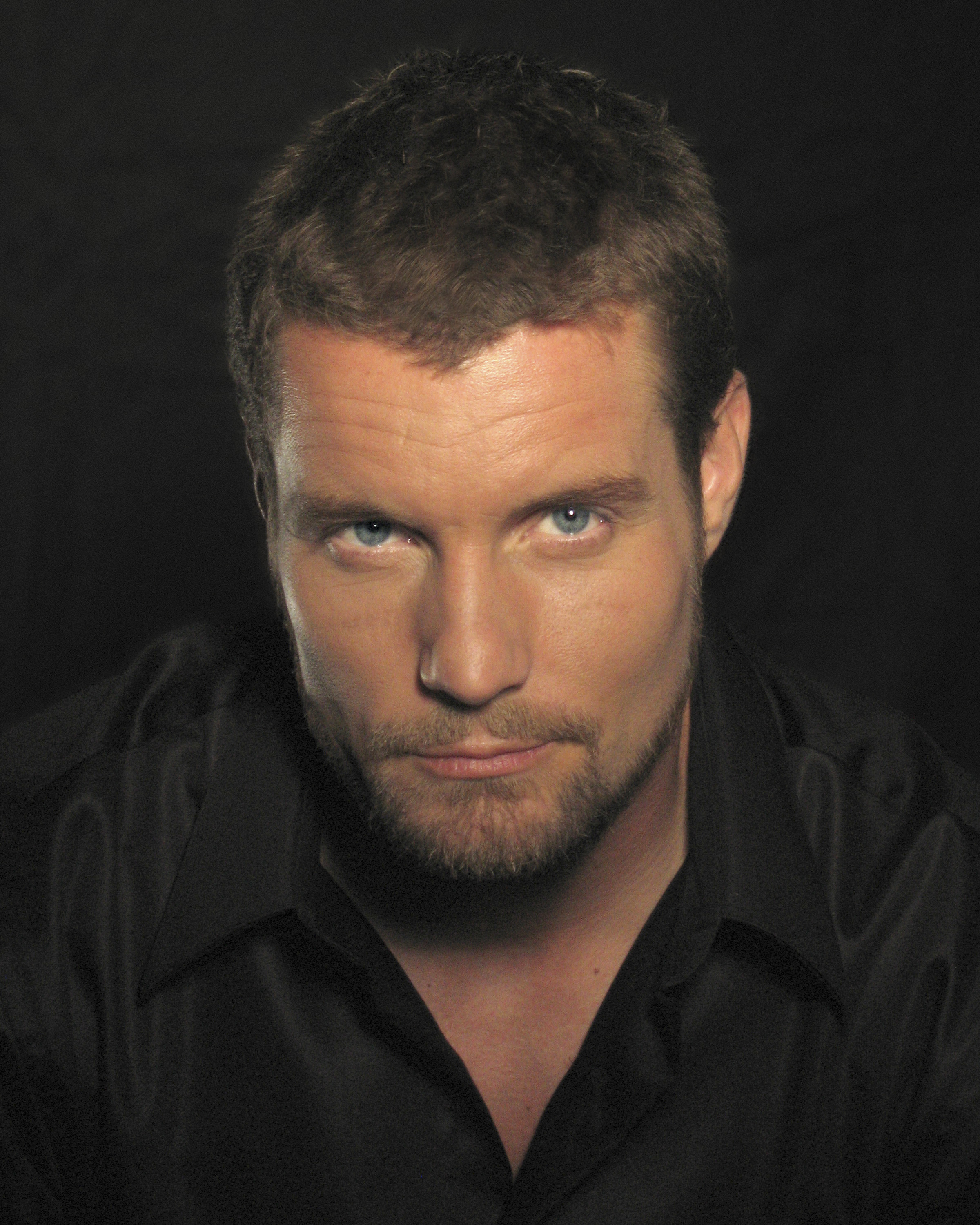 Damien Puckler – Películas, biografías y listas en MUBI