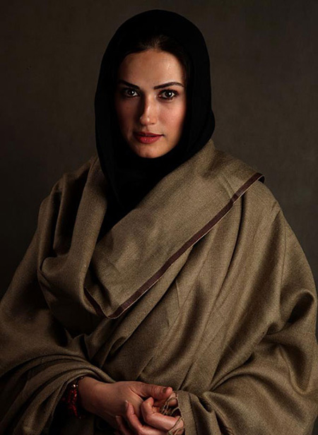 Ladan Mostofi – Movies, Bio and Lists on MUBI