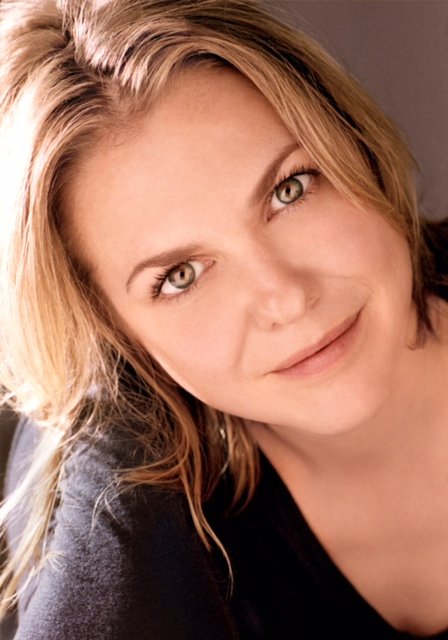 Larisa Oleynik – Películas, biografías y listas en MUBI