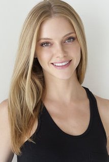 Elle Evans – Películas, biografías y listas en MUBI