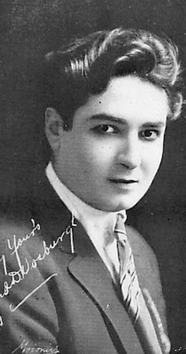 Gayne Whitman – Películas, biografías y listas en MUBI