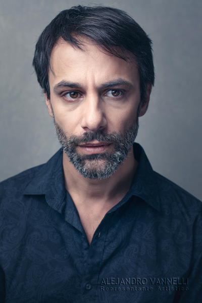 Lucas Ferraro – Películas, biografías y listas en MUBI