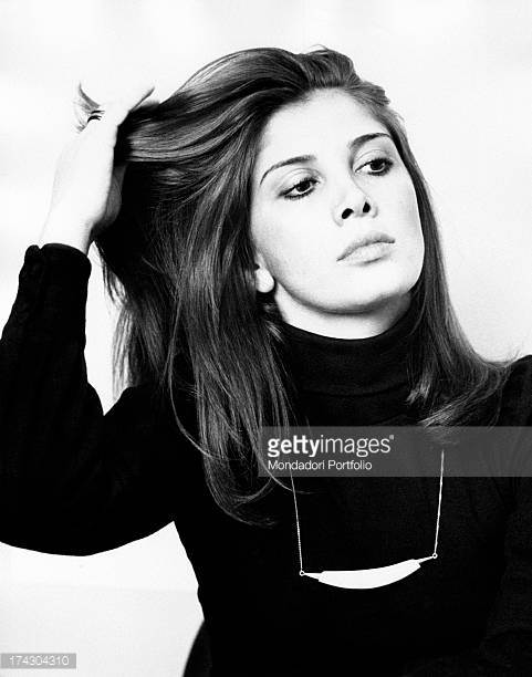 Laura Belli – Filmes, Biografias e Listas no MUBI