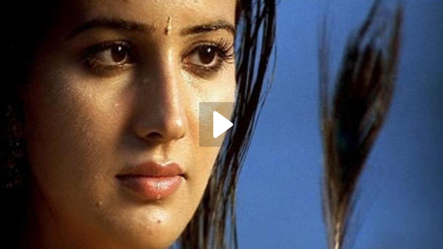 Anuradha Mehta And Allu Arjun In Arya